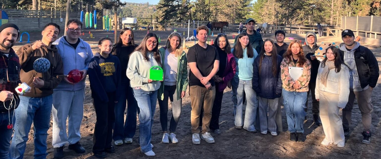 PUCV promueve inclusión con prototipos tecnológicos creados por ...